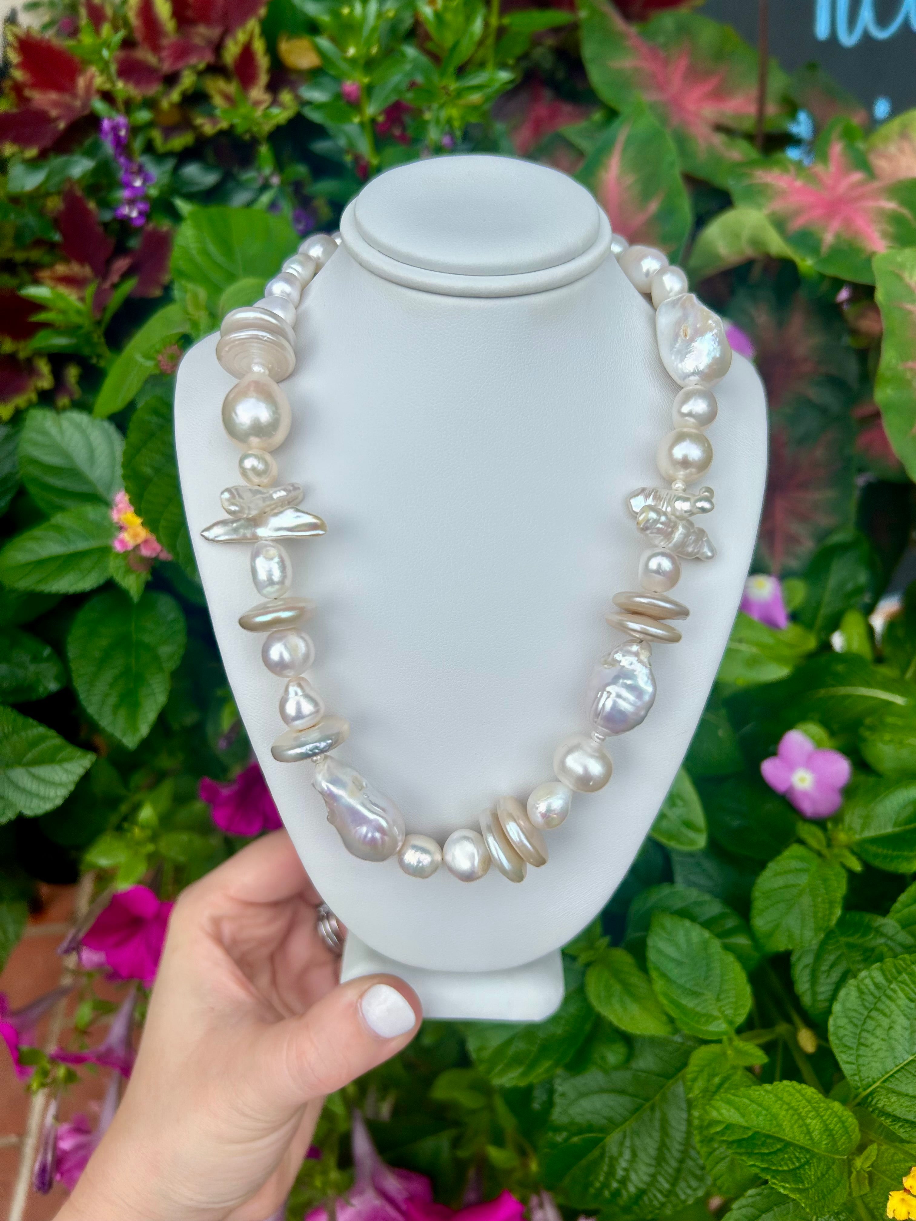 Baroque Collar Necklace – Charlotte's Inc